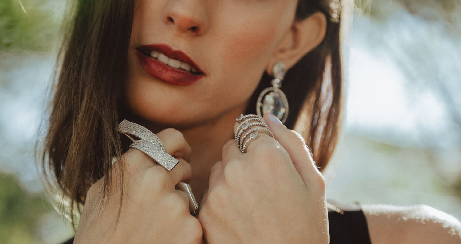 The Best Jewelry for Sensitive Skin: A Guide to Hypoallergenic Metals ...